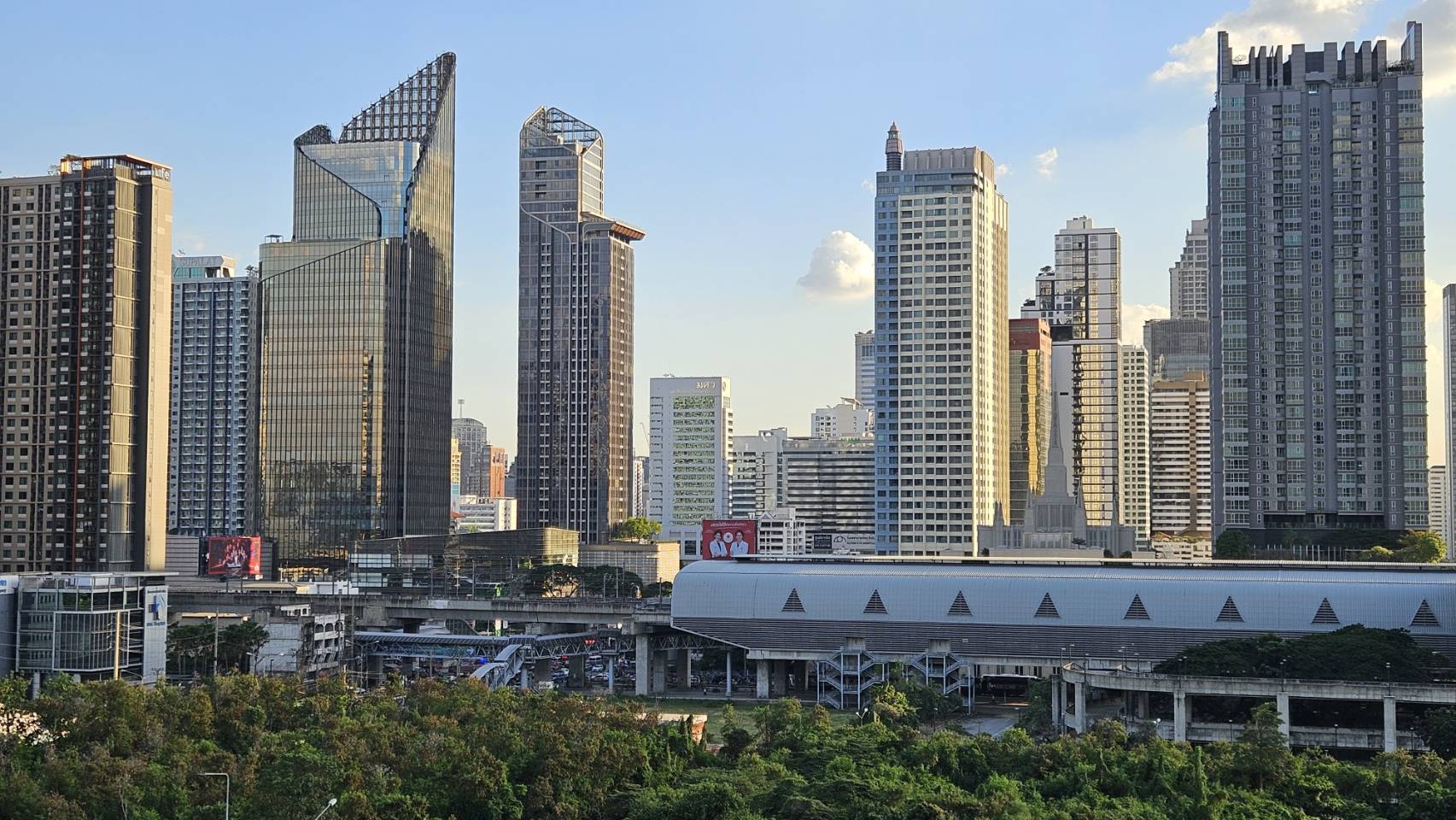 Life Asoke Hype